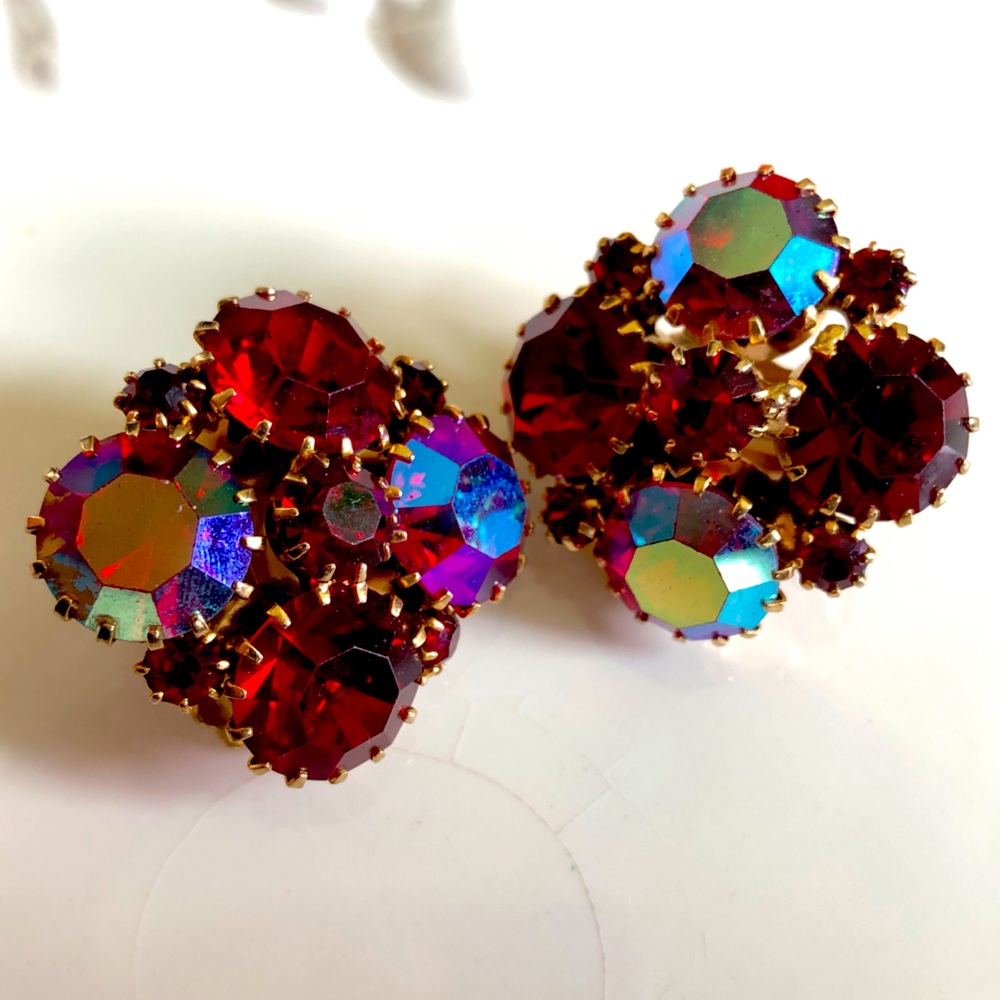 Vintage 1950s Signed Weiss Ruby Aurora Borealis Flora… - Gem